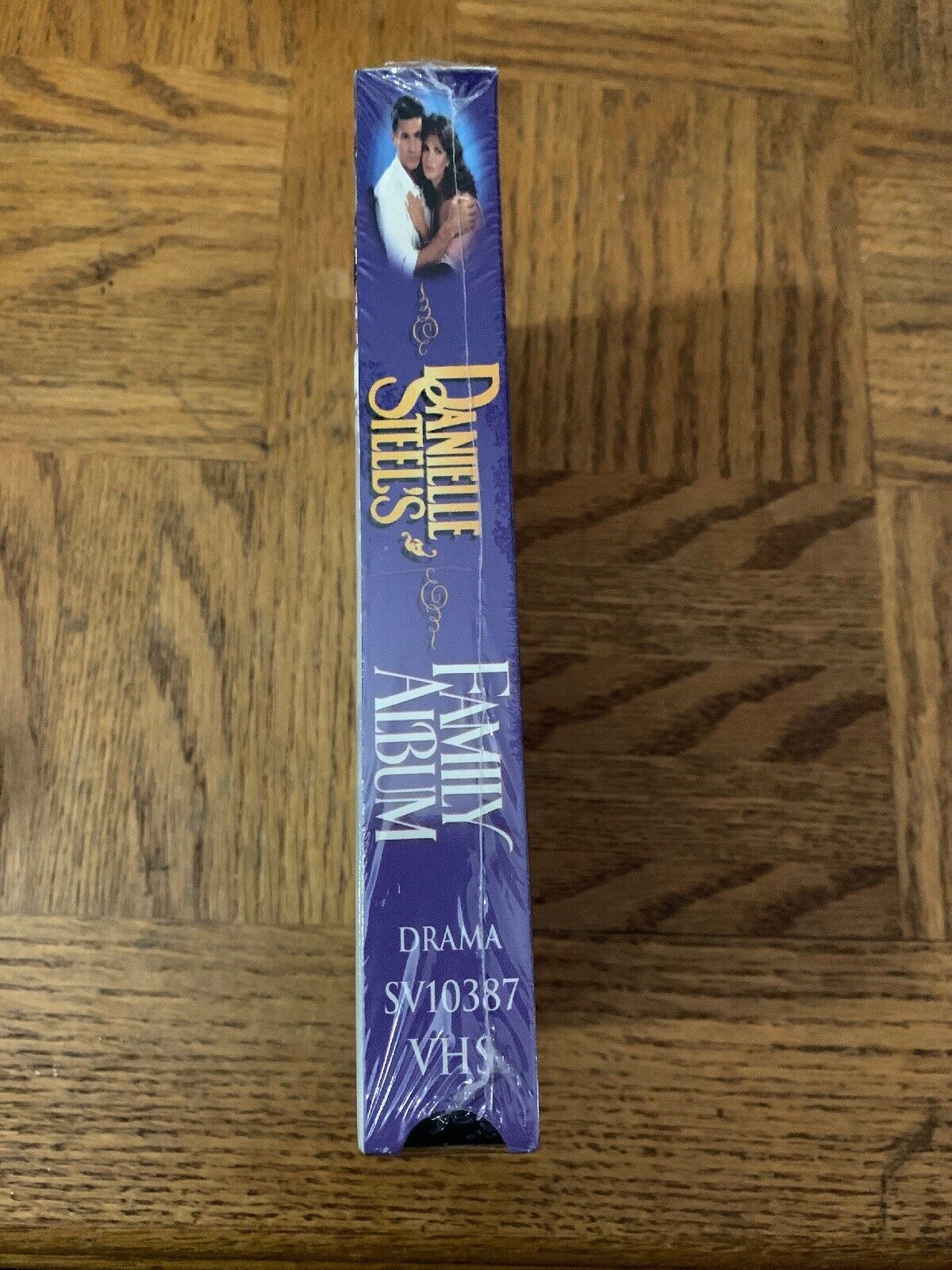 Danielle Steele Family Album VHS - VHS Tapes