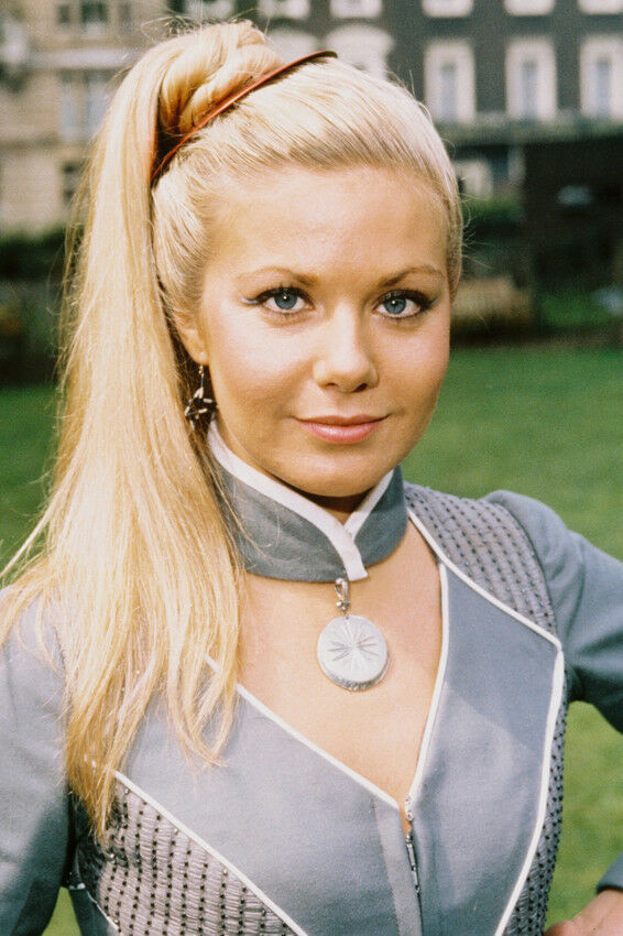 Glynis Barber As Soolin In Blakes 7 11x17 Mini Poster - 2000-Now