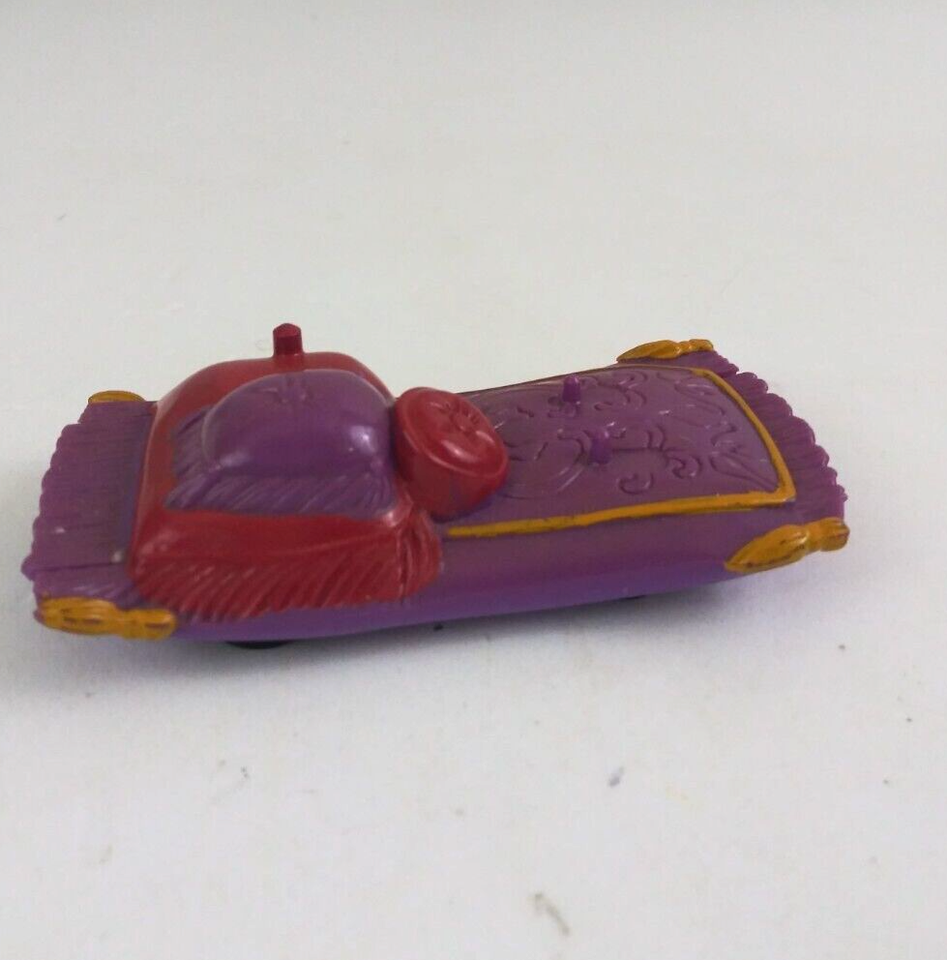 1990 Disney Aladdin Magic Carpet Pull back & Roll Burger King Toy ...