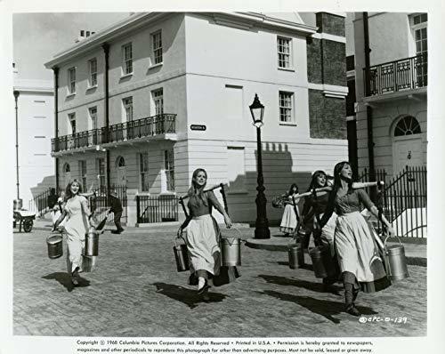 Dancing Milk Maids Oliver 8x10 ORIGINAL Photo #V9525 - Toys & Hobbies