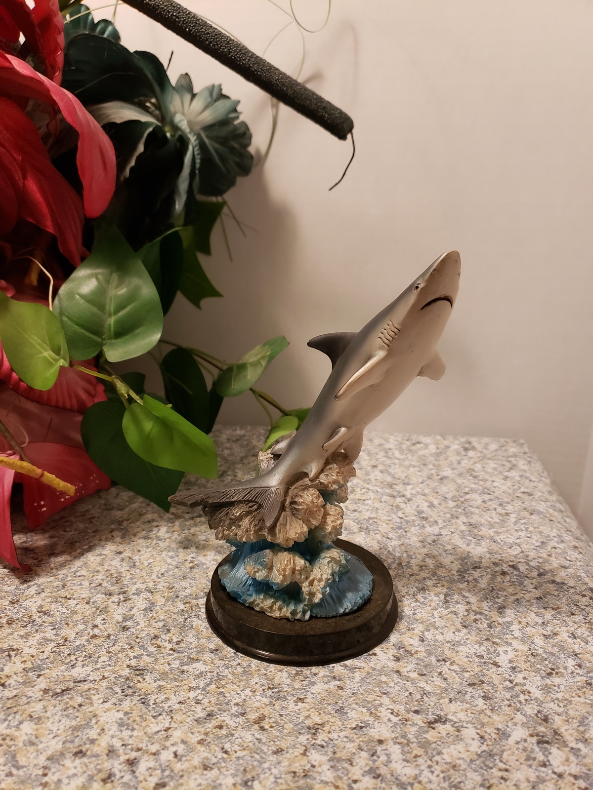 Resin Great White Shark Figure 6" Black Plastic Base - Sharks