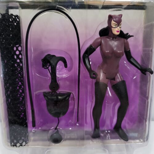 Catwoman Legends of Batman Action Figure 1994 Kenner Quick Climb Claw Bent Card - Everything Else