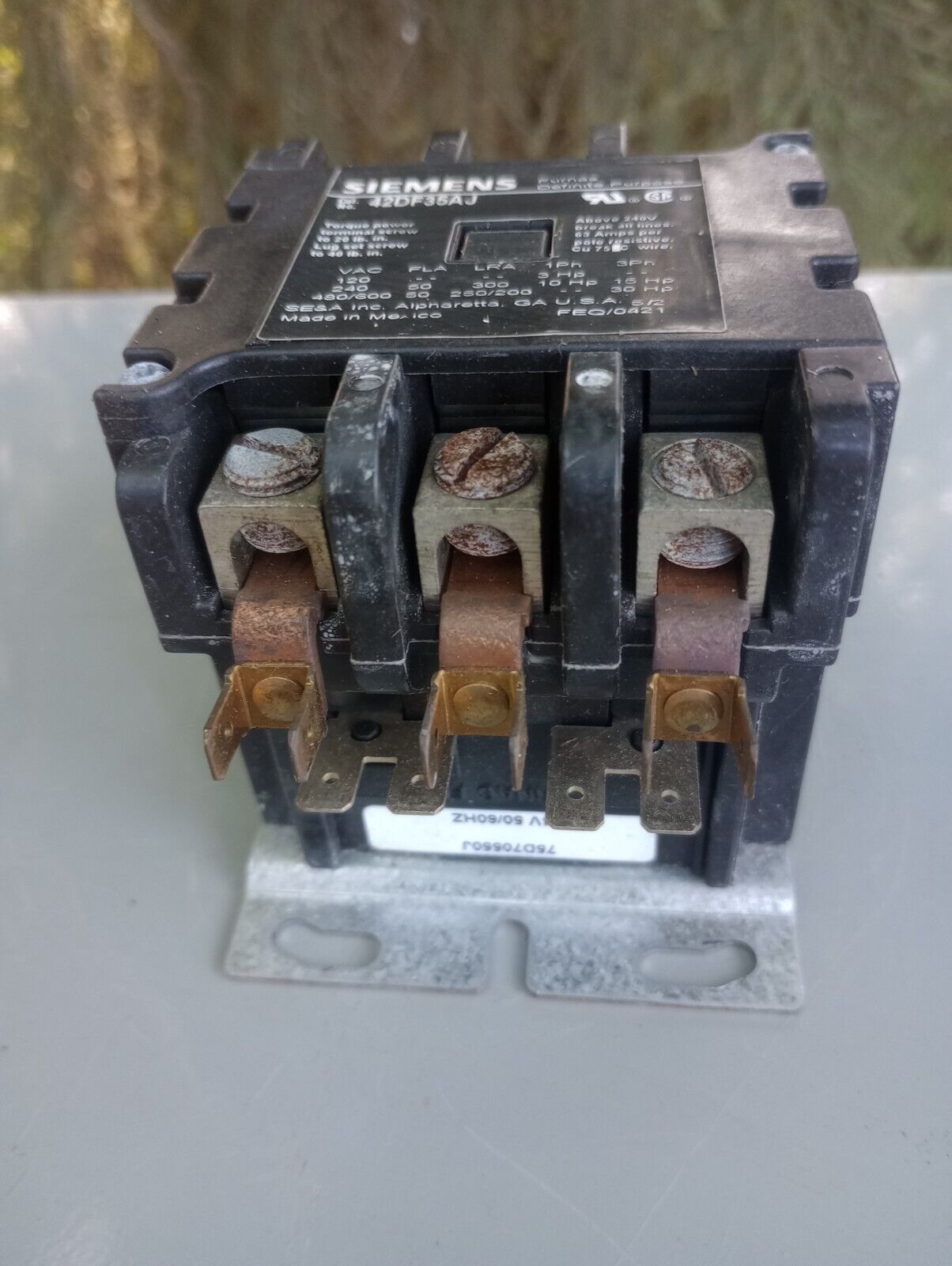Siemens 42DF35AJ Definite Purpose Contactor 3-Pole 50 Amp 24VDC Coil ...