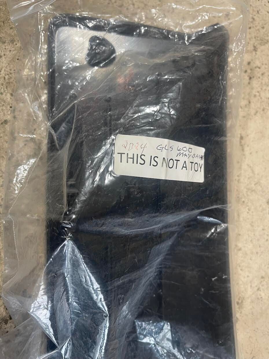 2024 Mercedes GLS 600 Maybach AMG Targa Piastra A1678858909 Fabbrica ...