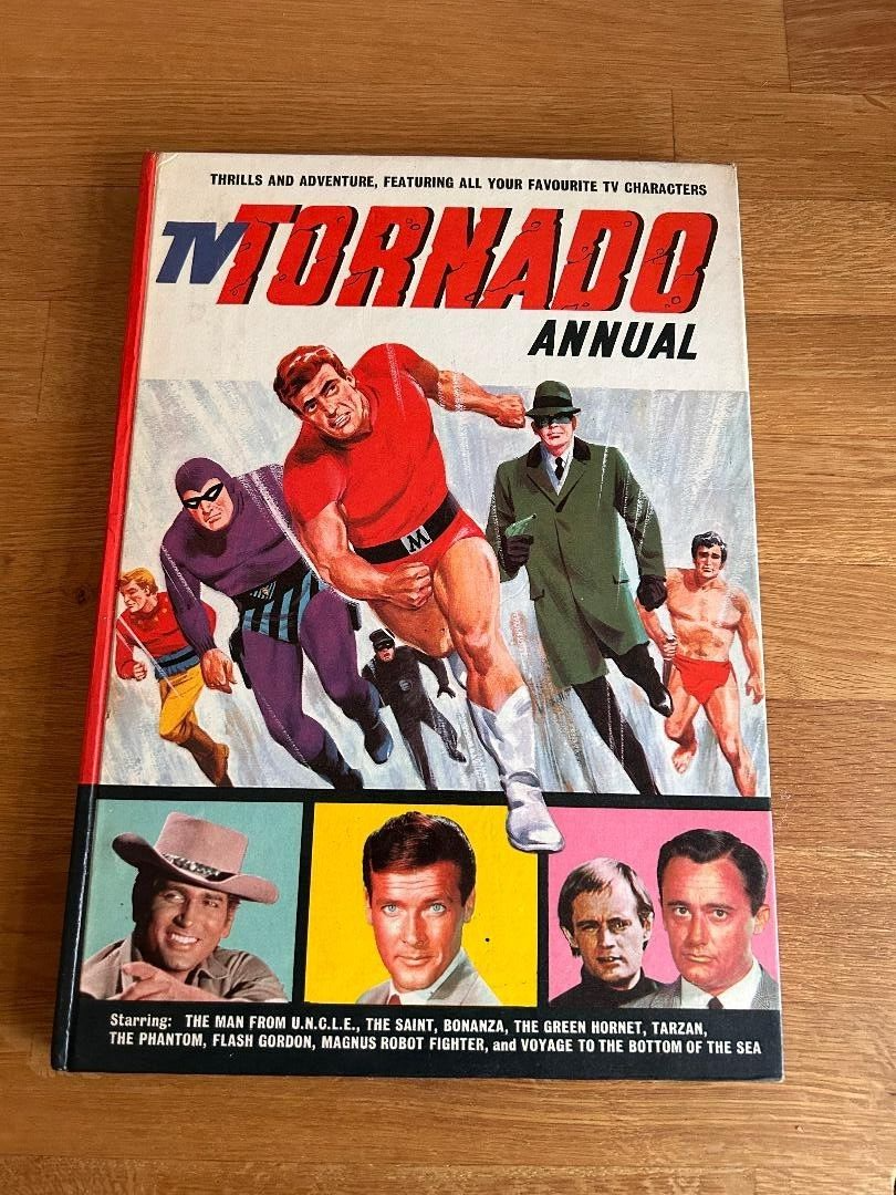 TV Tornado Anual - VGC - El Hombre De Uncle - El Santo - Tarzán - Flash ...