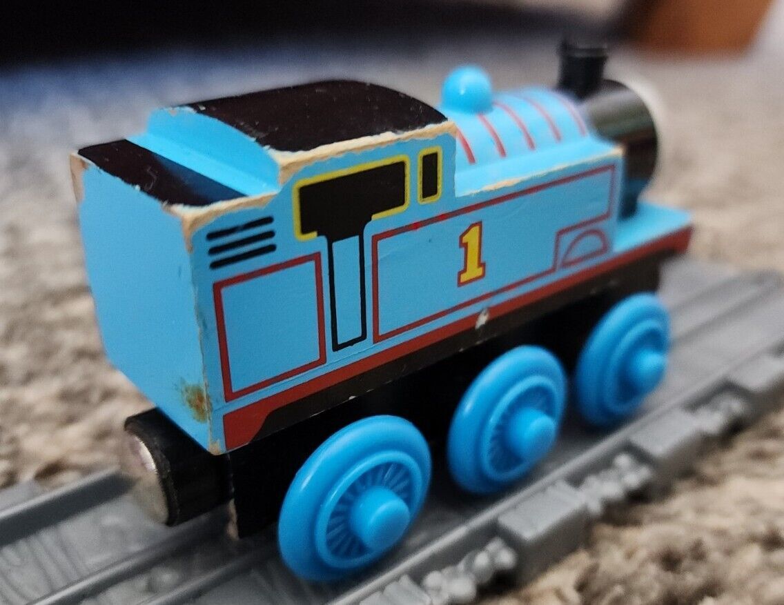 Thomas And Friends Wooden Railway Train Magnetic Thomas Number 1 Train ...