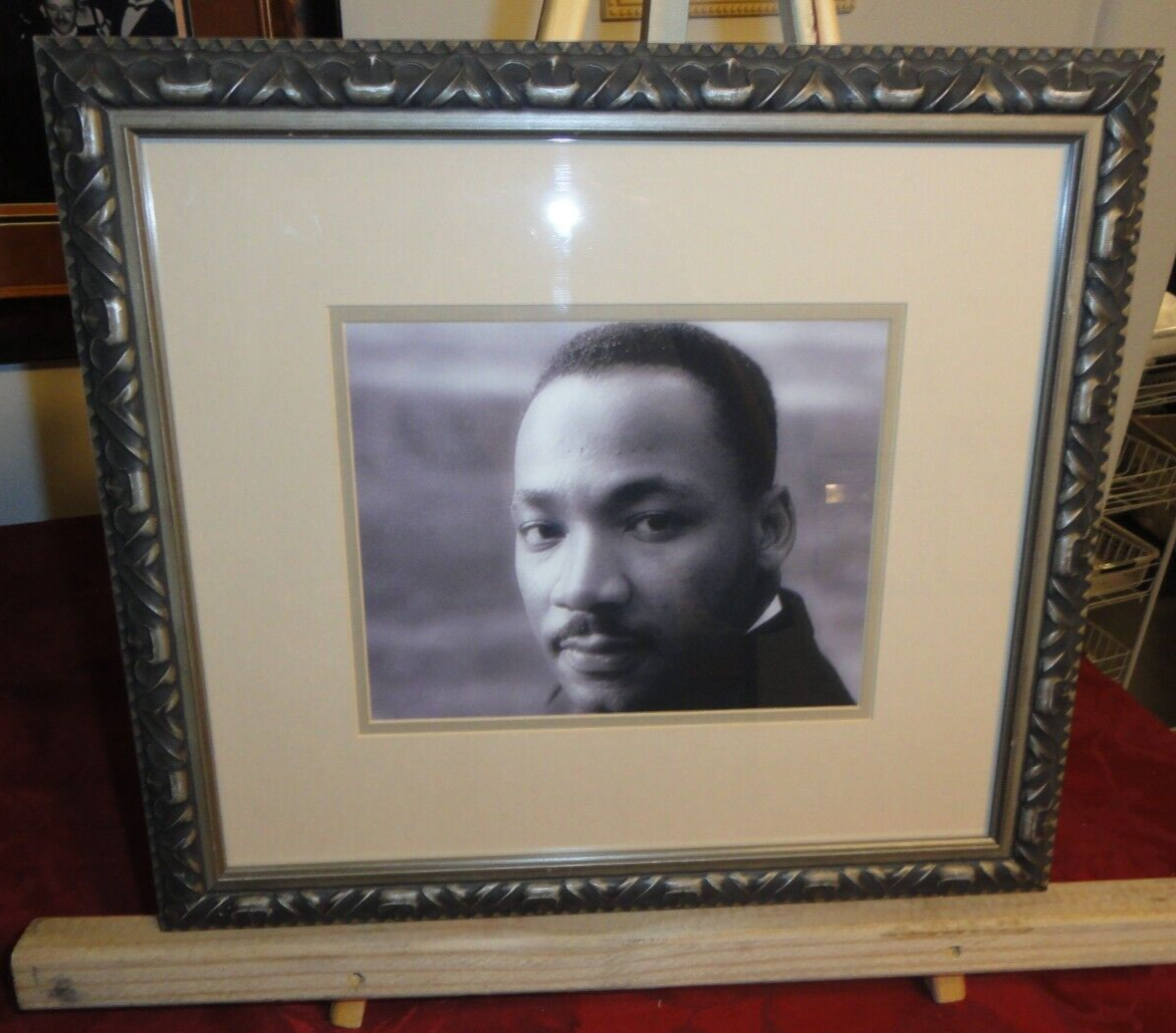FRAMED DR. MARTIN LUTHER KING JR. MLK B&W PHOTO IN VINTAGE FRAME 17.5 ...
