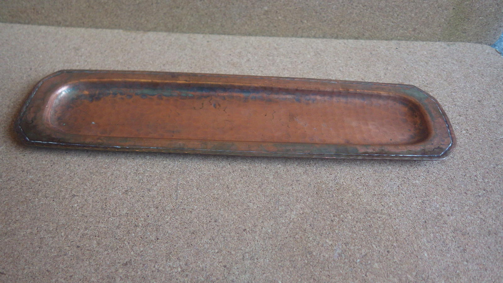 ANTIQUE ROYCROFT ARTS & CRAFTS HAND HAMMERED COPPER PEN TRAY MIDDLE ...