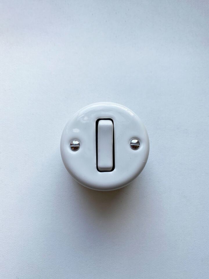 Push Button Switch 1 Gang Two-Way Surface Mounted White Diameter 2.5 ...