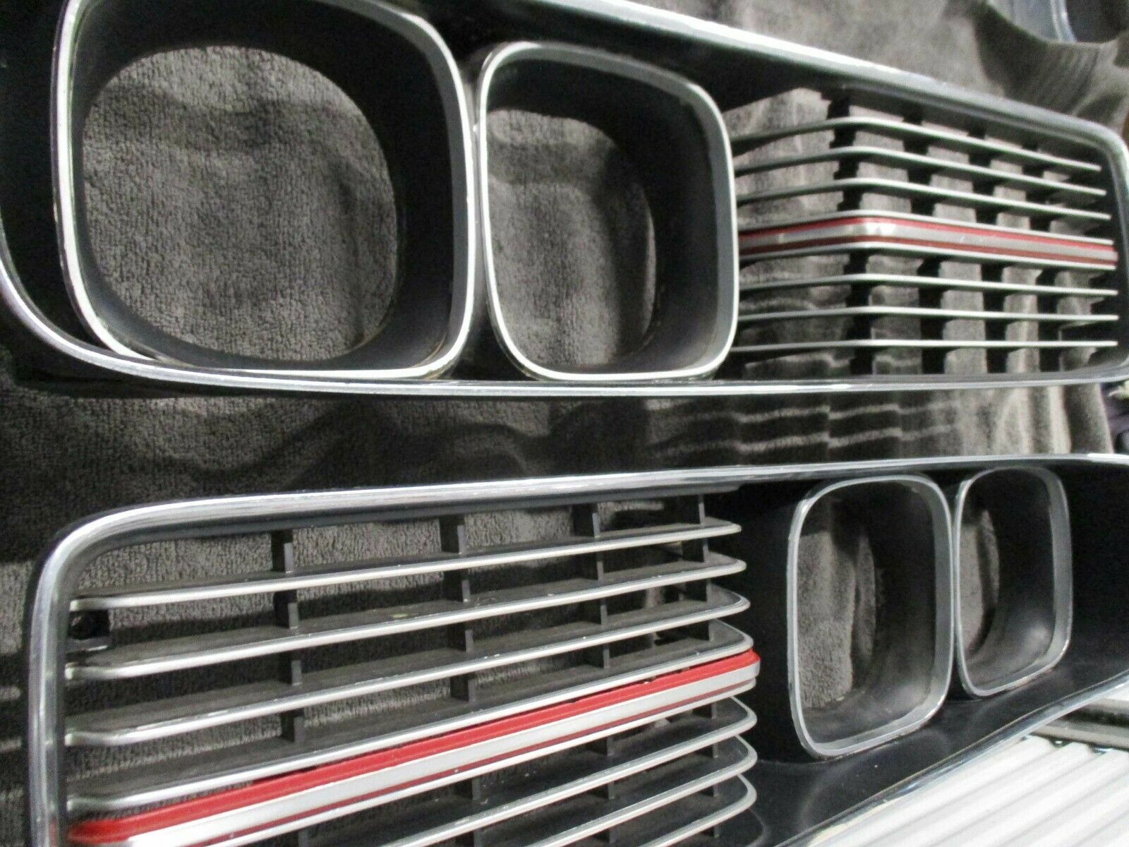 CHARGER GRILLES 73 74 - RARE OEM BLACK!! grill 1973 1974 DODGE SE ...