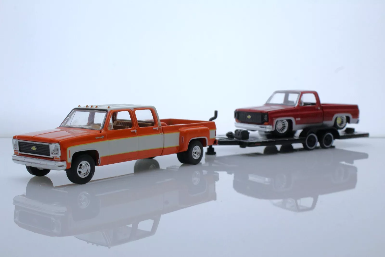 New Diecast 1977 Chevy 3500 Dually & 1500 Squarebody Truck 1:64 Diecast ...