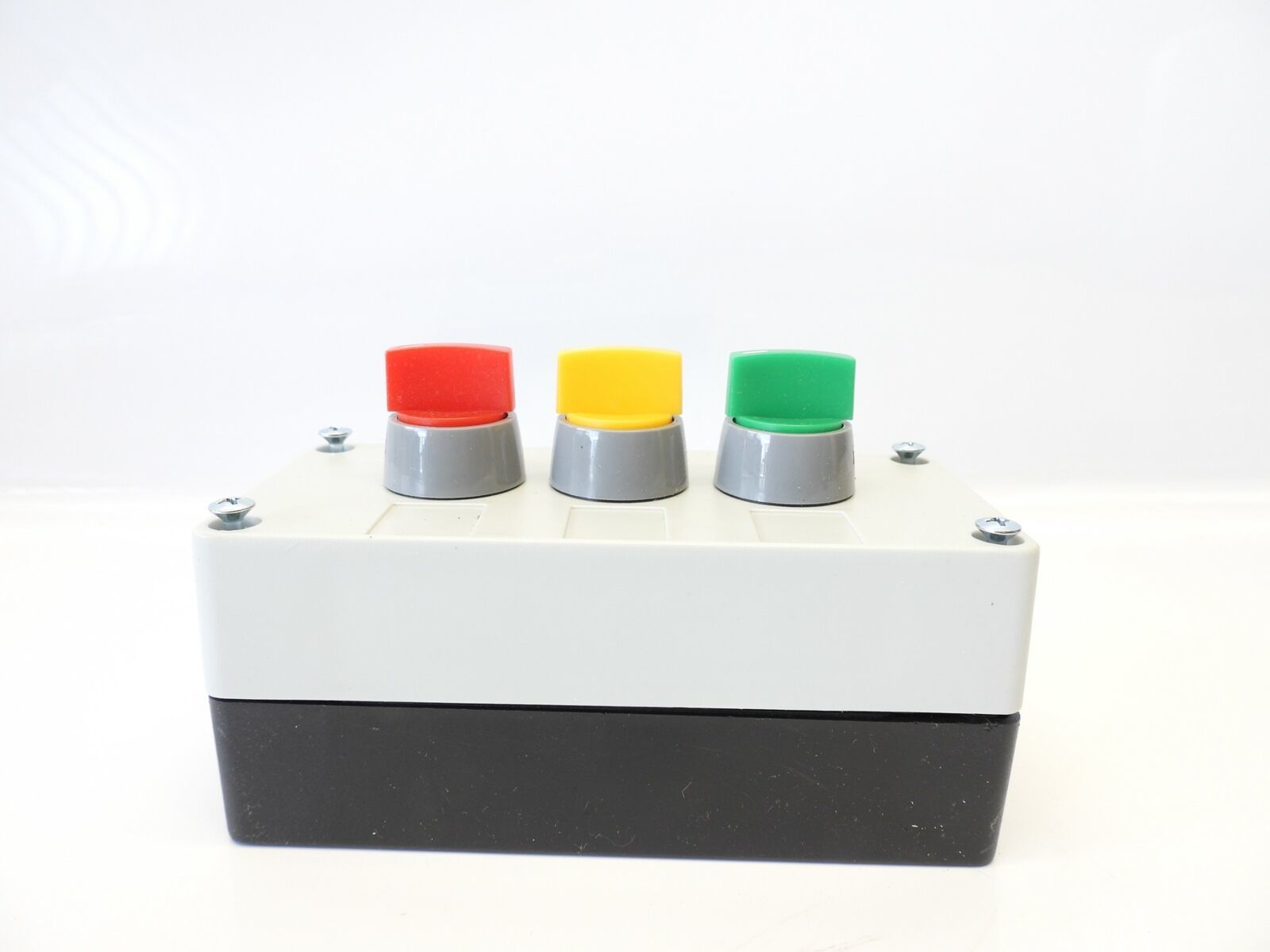 New PatLite VSST-3-3-RYG 3 Position Control Box - Strobe & Beacon Lights