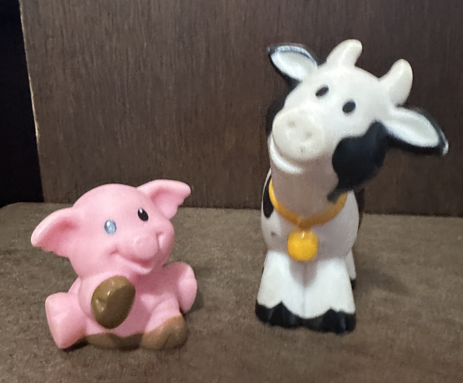 Fisher Price Little People 1990s;s Black and White Cow comes with his ...