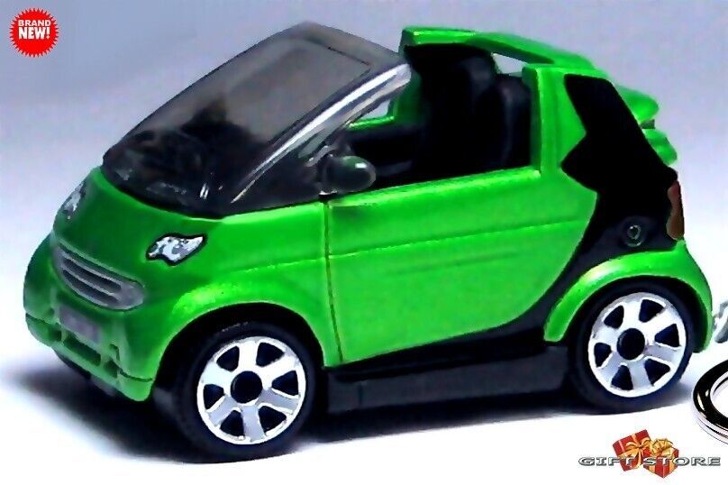 RARE KEYCHAIN GREEN SMART FORTWO PASSION COUPE CUSTOM Ltd EDITION GREAT ...