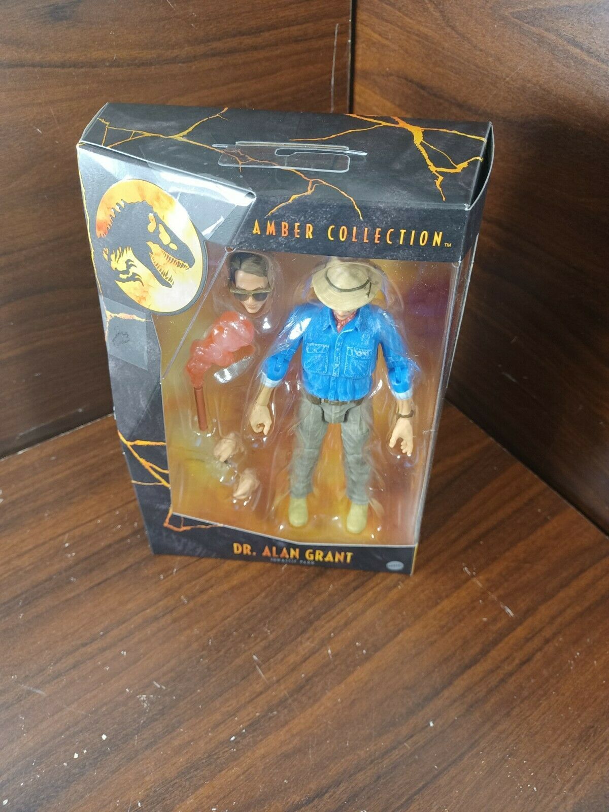 Mattel Jurassic World Amber Collection Dr. Alan Grant - NEW-Free Box ...