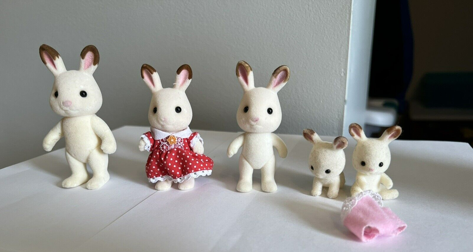 Calico Critters Hopscotch Bunny Rabbit Family Mom Dad Sister Brother ...