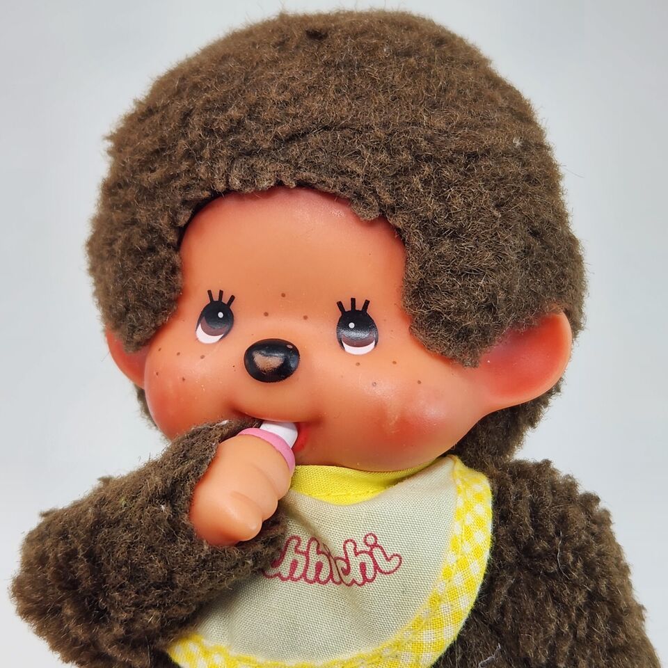 VINTAGE 1970's THUMB STUCKING MONCHHICHI W/ YELLOW BIB STUFFED ANIMAL ...