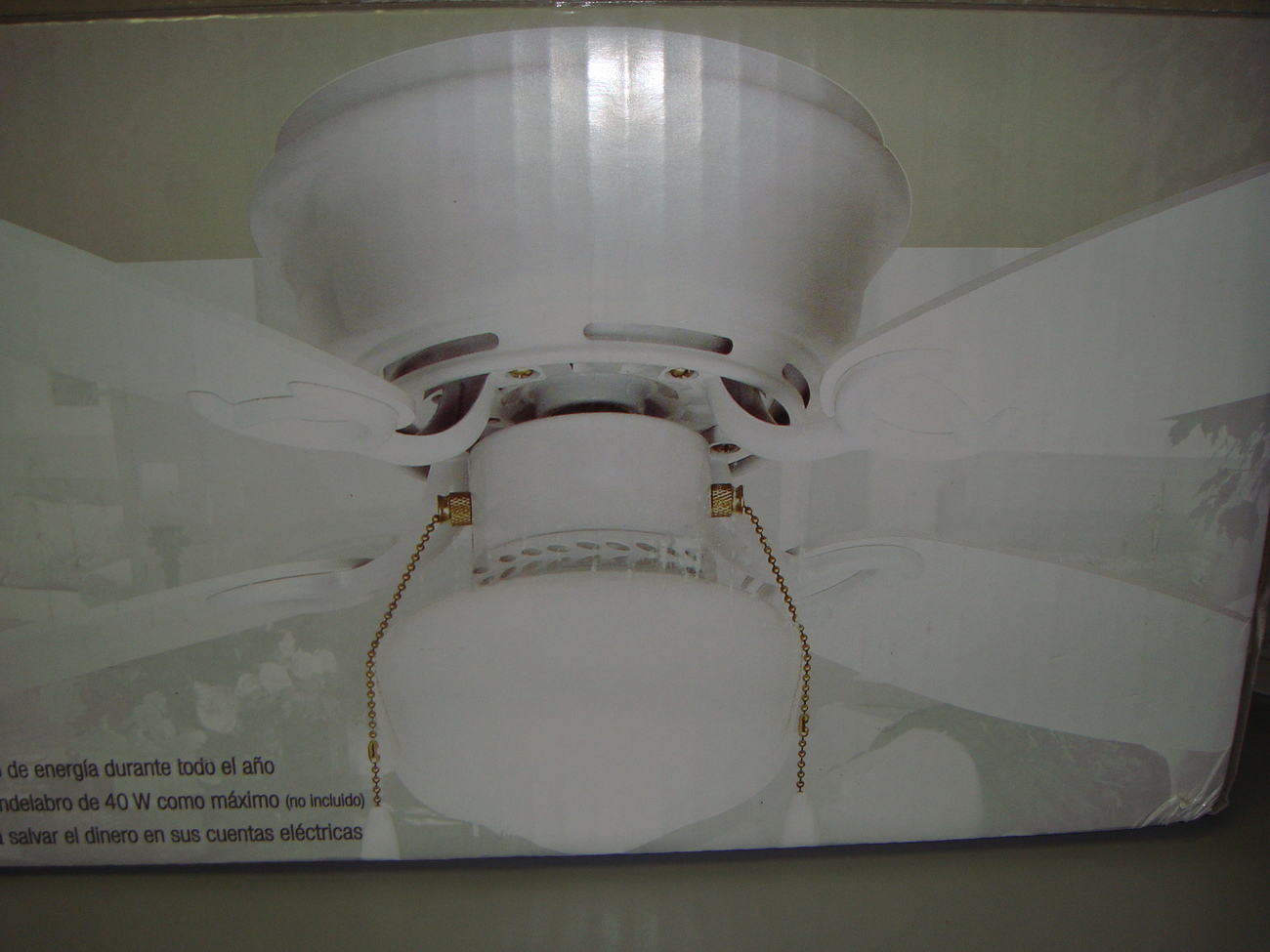 CUSTOM FOOTBALL CEILING FAN with PITTSBURGH STEELERS MOTIF - Football-NFL