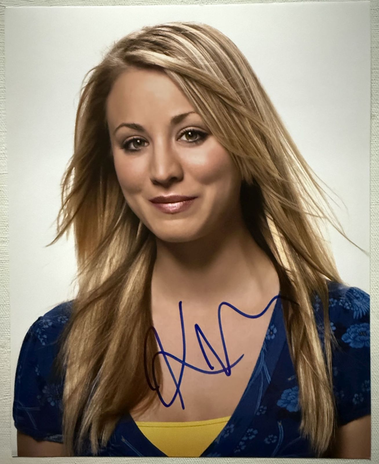 Kaley Cuoco Signed Autographed "The Big Bang Theory" Glossy 8x10 Photo ...