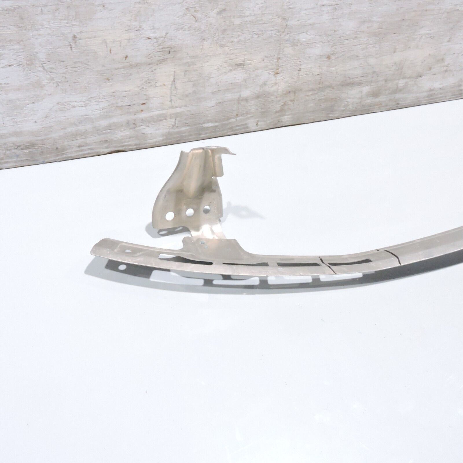 2020-2023 Tesla Model Y Front Lower Reinforcement Impact Ankle Catcher ...