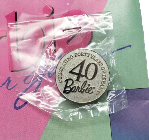 MATTEL 1999 BARBIE 40 CELEBRATING FORTY YEARS OF DREAMS LAPEL PIN W ...