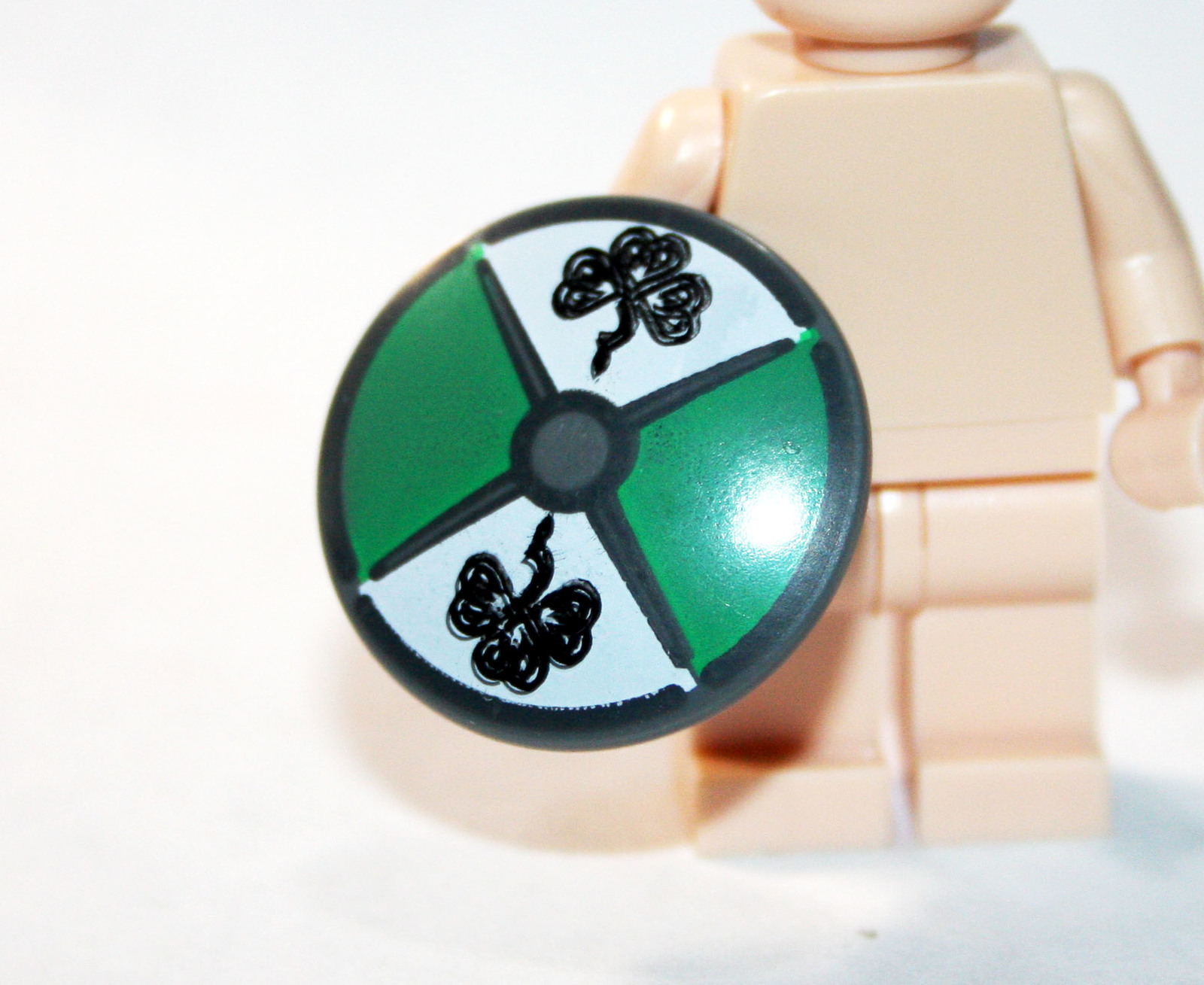 Celtic Green Round Viking Shield For Knight Building Minifigures - LEGO ...