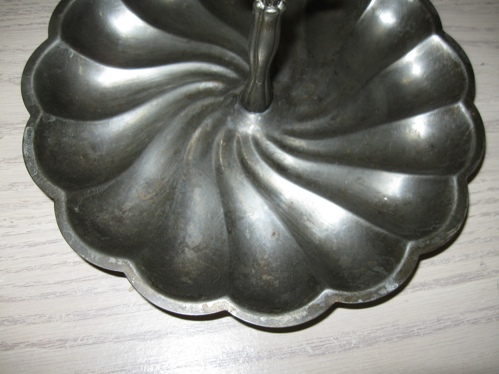Candy Dish Silver Plate With Handle Swirl Shell Design - Silverplate