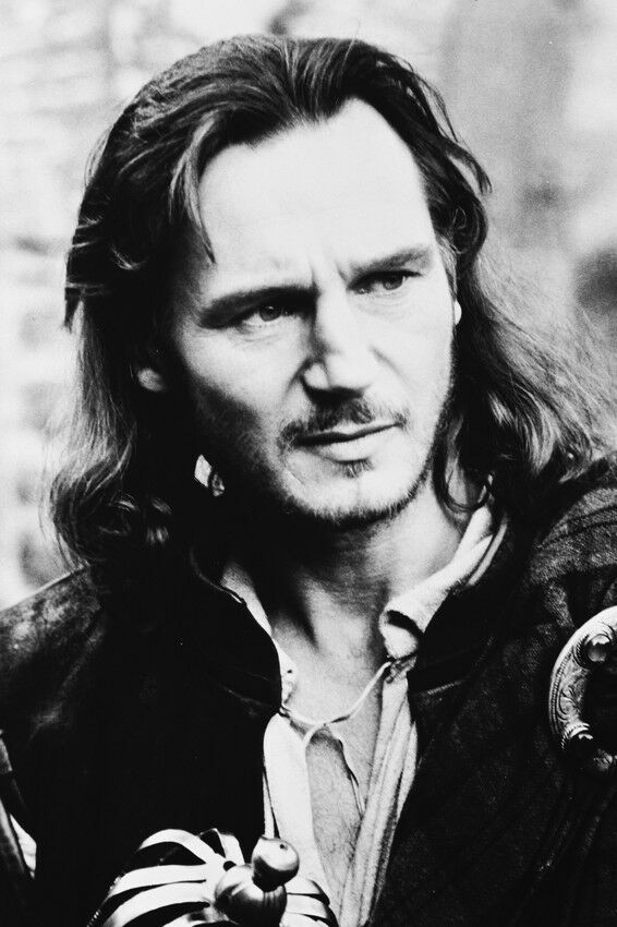 Liam Neeson As Robert Roy Macgregor In Rob Roy 11x17 Mini Poster ...