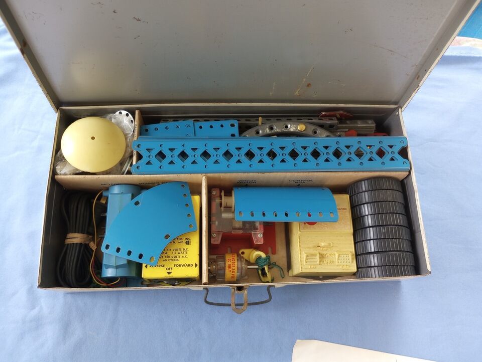 Gilbert 1969 relabeled 1974 SEARS Little Learners ERECTOR SET, WORKS ...
