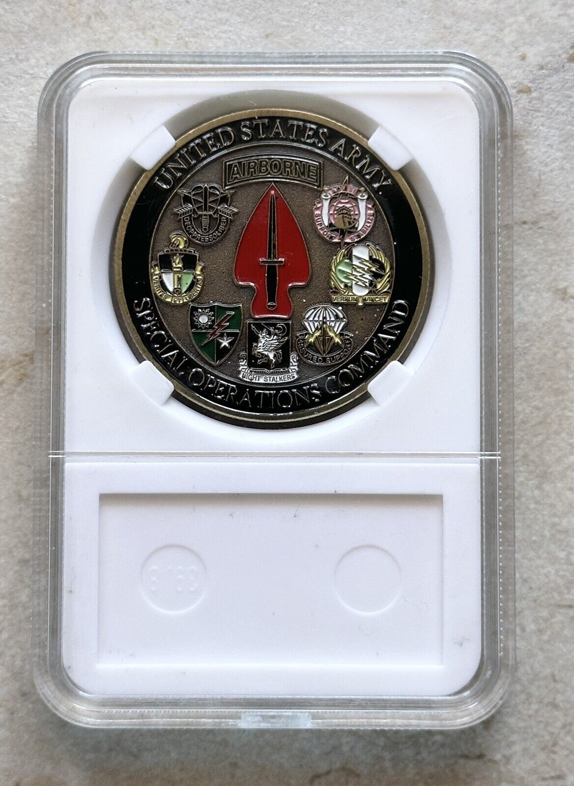 NEW U.S. Army Special Operations Command Sine Pari Challenge Coin With ...
