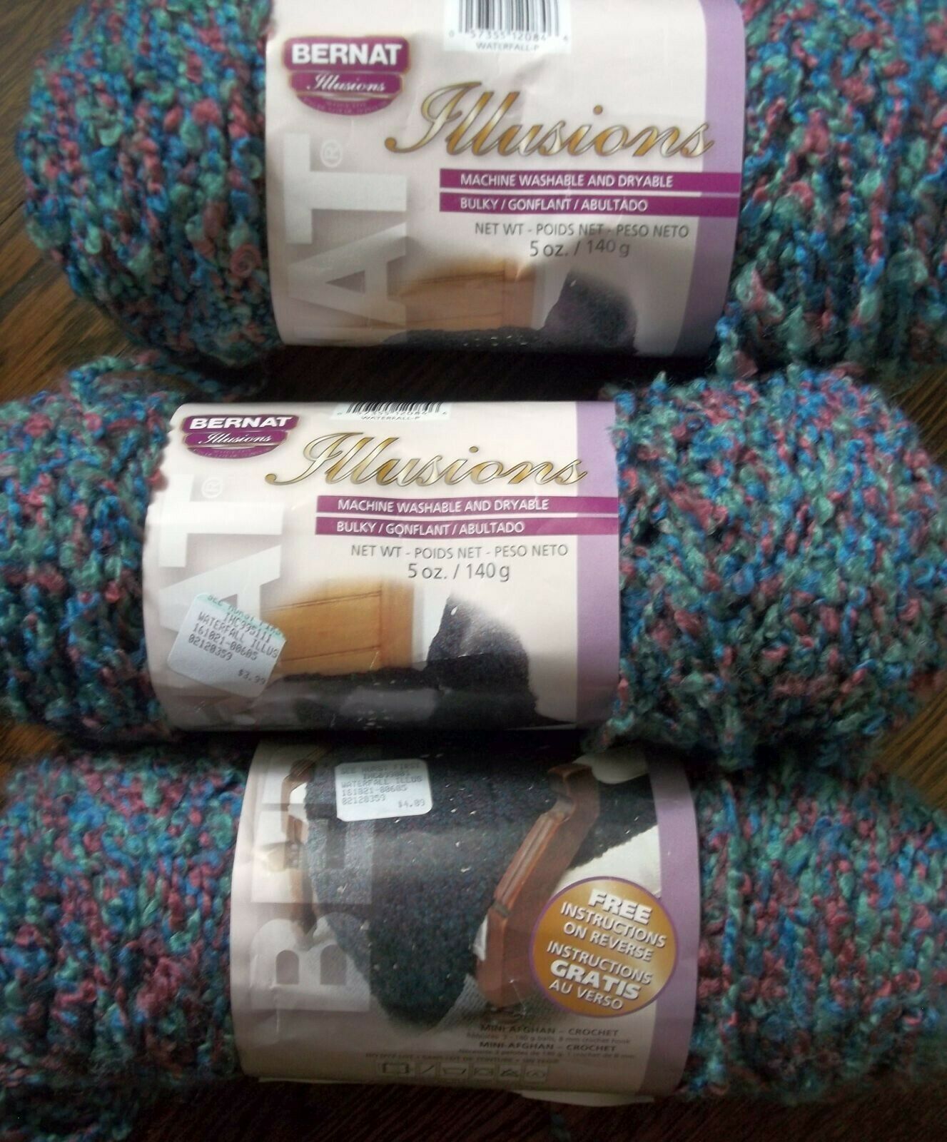 Bernat Illusions Yarn 3 Skeins Waterfall 140 Grams Each Bulky Boucle - Yarn