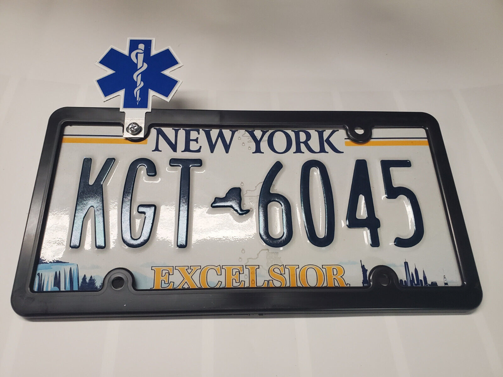 LOT OF 2 REFLECTIVE STAR OF LIFE LICENSE PLATE TOPPERS + 2 PLATE FRAMES ...
