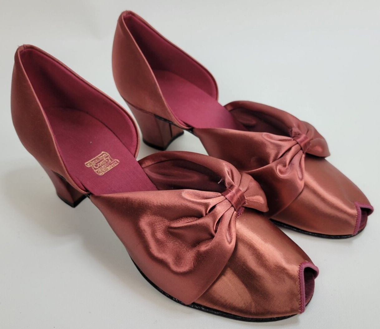 Vintage Daniel Green Comfy Cranberry Cognac Satin Peep Toe Slippers ...