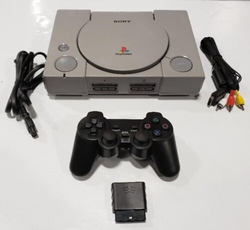 Sony PlayStation 1 SCPH-7501 Console Game System PS1 Wireless Controller Bundle - Video Game ...