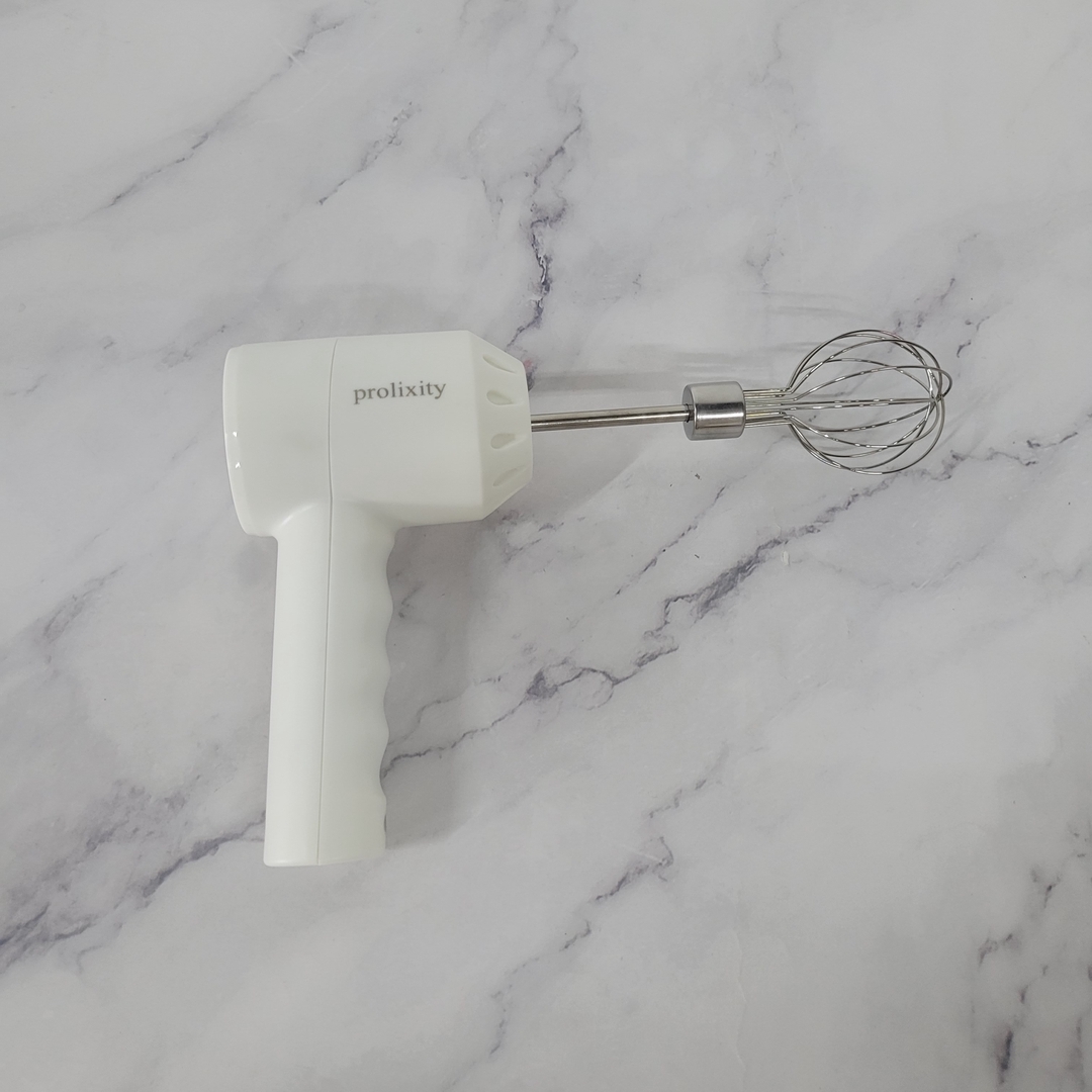 prolixity Electric egg beaters White electric egg beater for easy ...