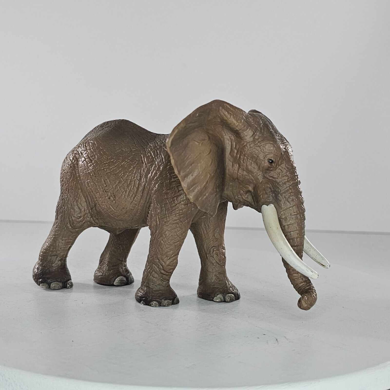 Schleich Male African Bull Elephant Figurine Realistic Toy Safari ...