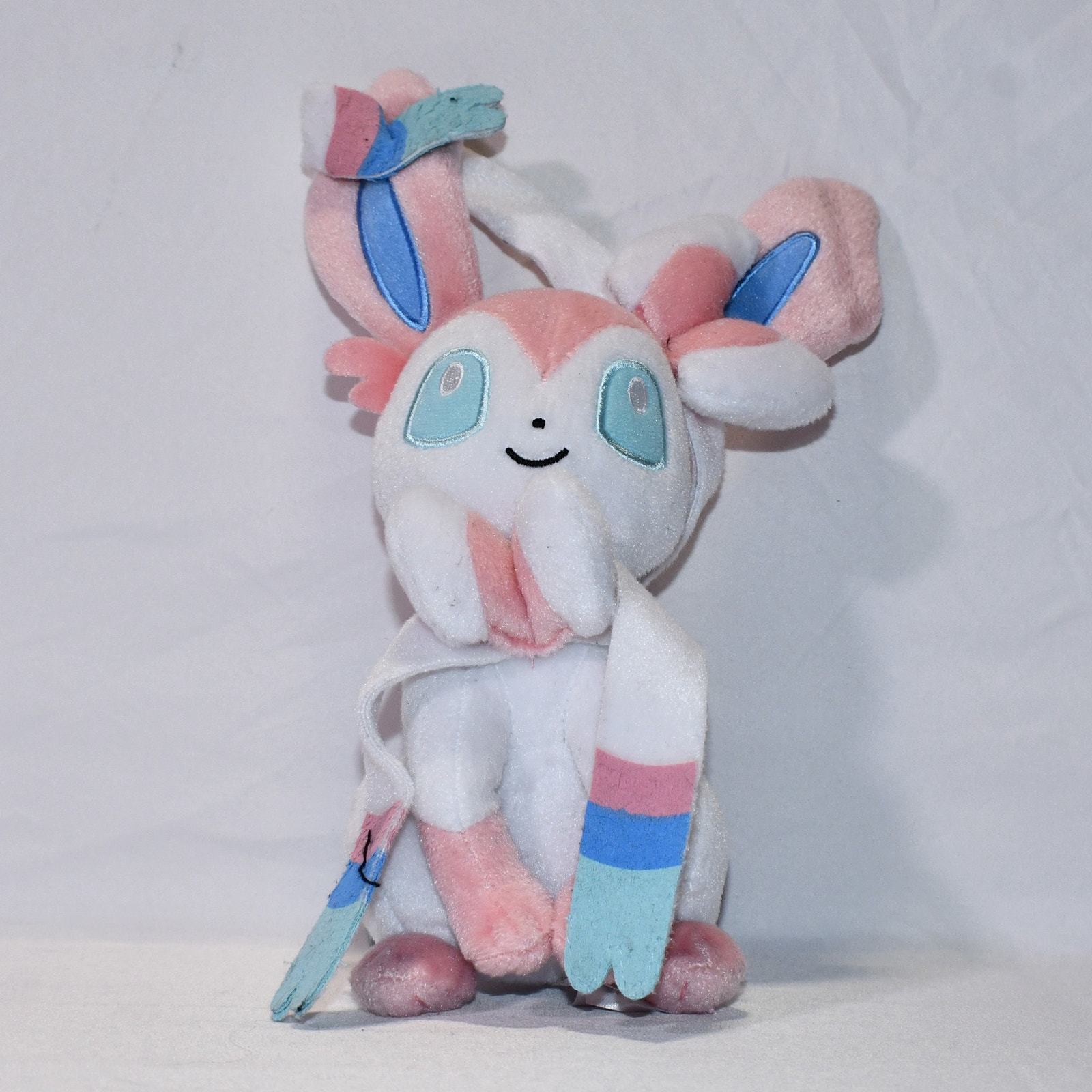 Tomy Pokemon 10” Sylveon Plush Stuffed Animal 2016 Fairy Eevee Kalos ...