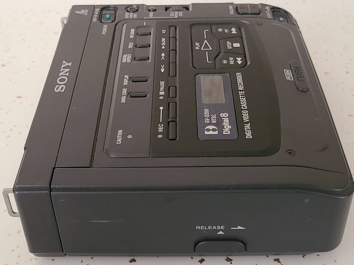 SONY GV-D200 DIGITAL8 RECORDER PLAYER HI8 D200 PORTABLE VIDEO TRANSFER ...