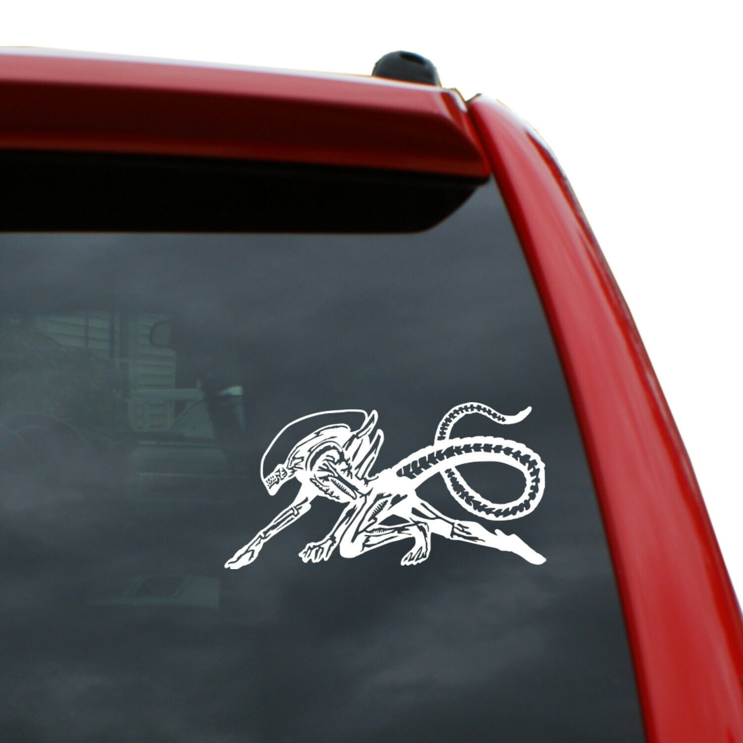 Aliens - Xenomorph crawling Vinyl Decal | Color: White | 4" x 7.7 ...