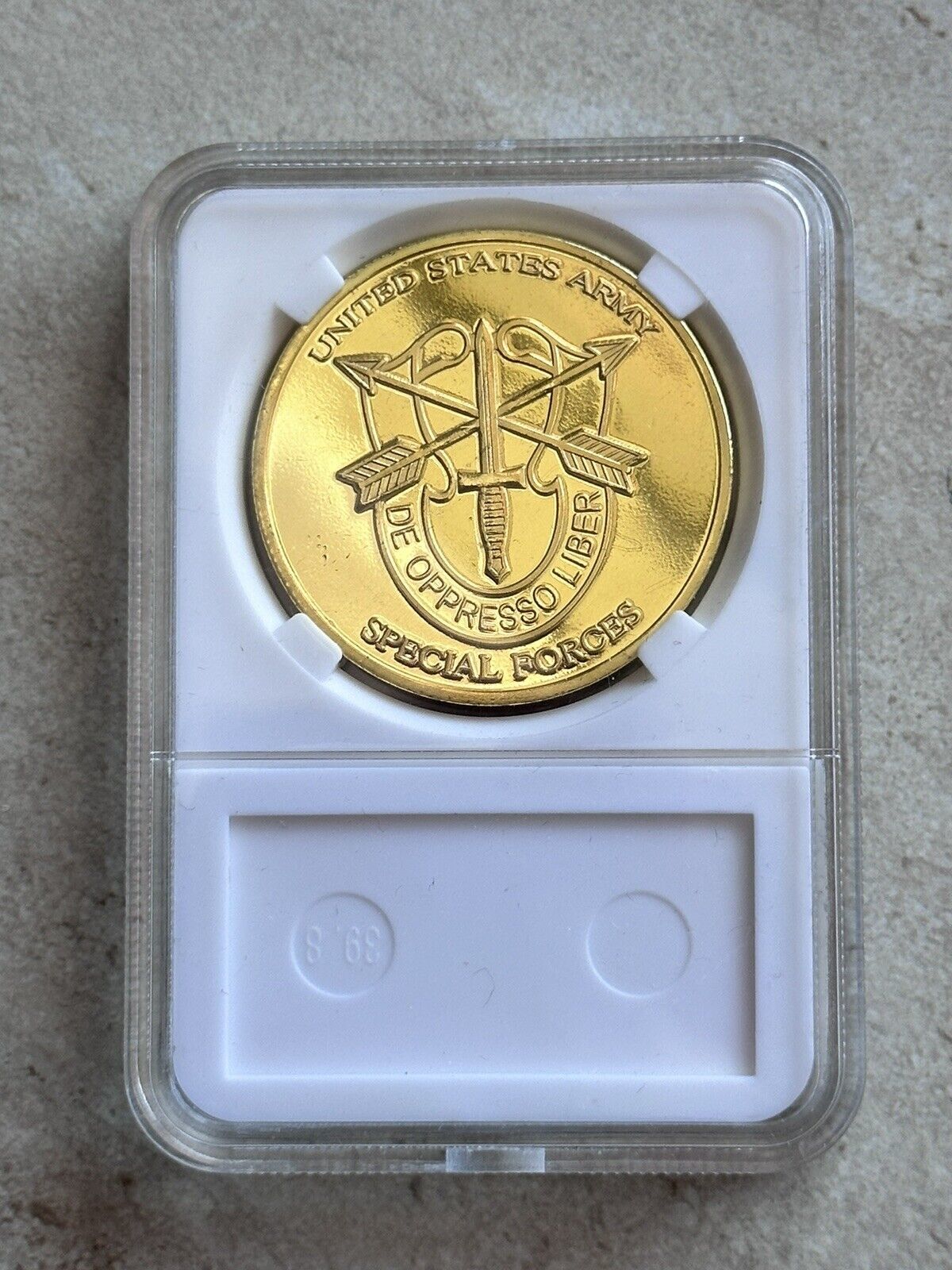 U S ARMY Special Forces Challenge Coin With Case United We Stand ...