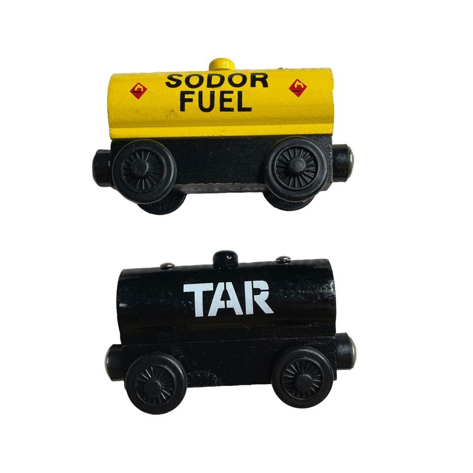 Thomas & Friends Wooden Railway SODOR FUEL CAR & TAR TANKER Trains 2001 ...