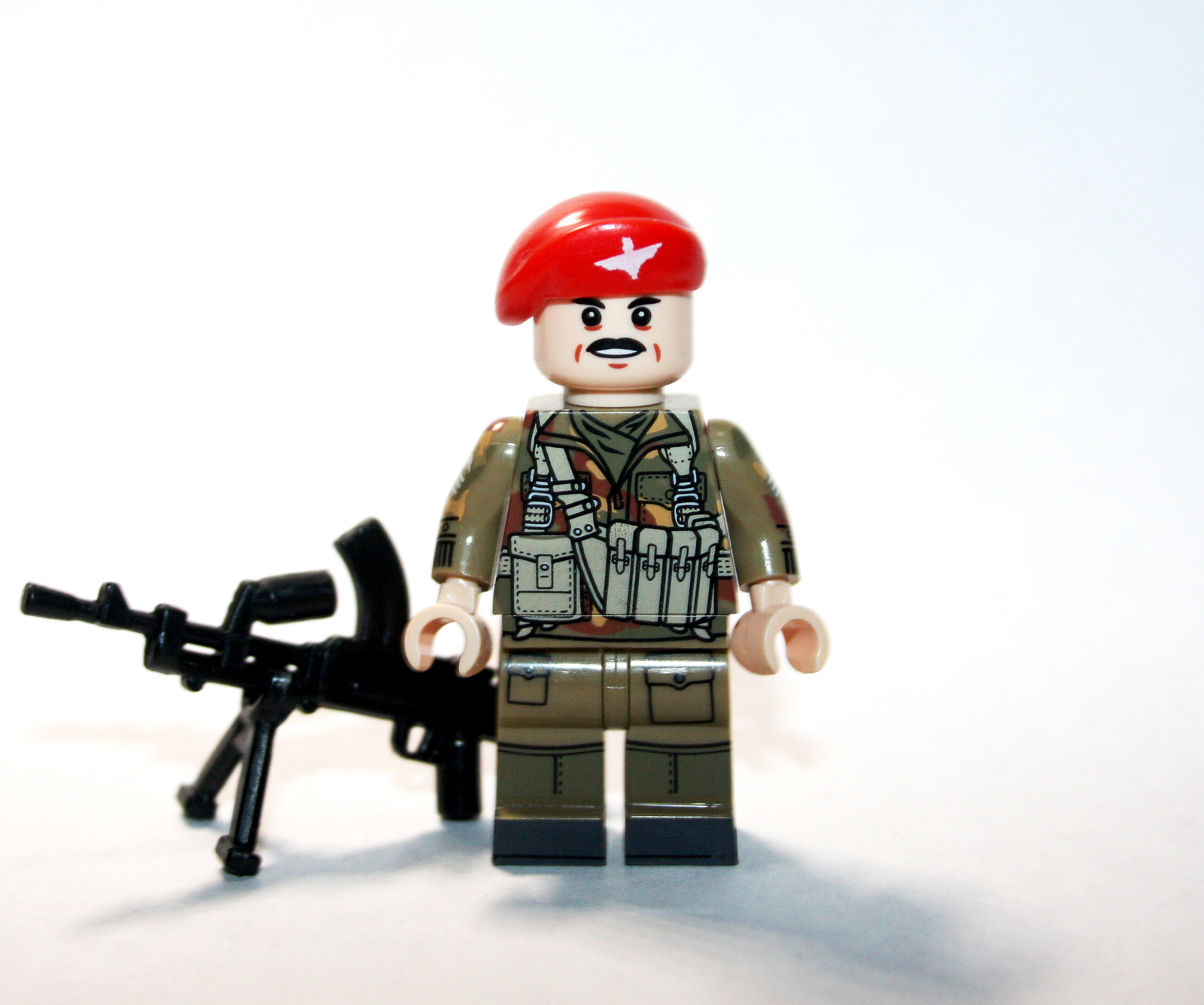 Movie Minifigure British Airborne Paratrooper Soldier Machine Gunner ...