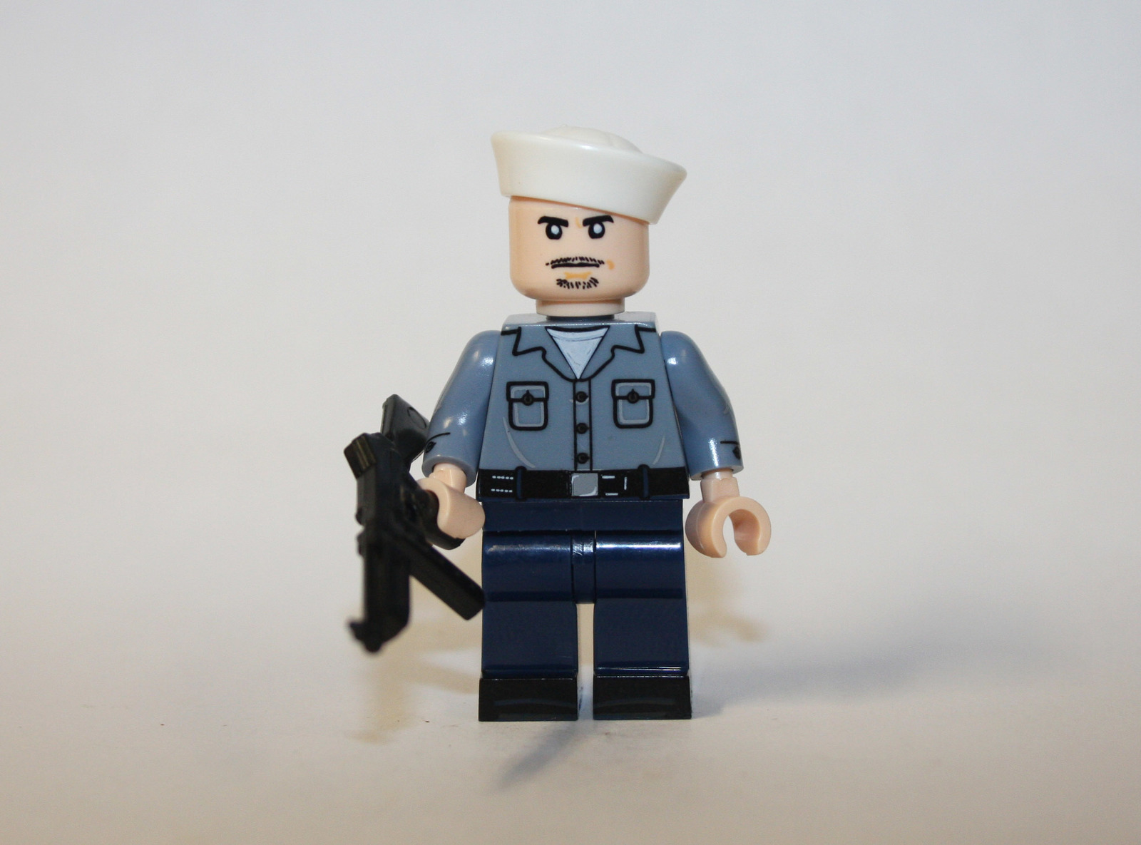 MV Navy Sailor with Tommy Gun with Goatee Minifigure US Shipping ...