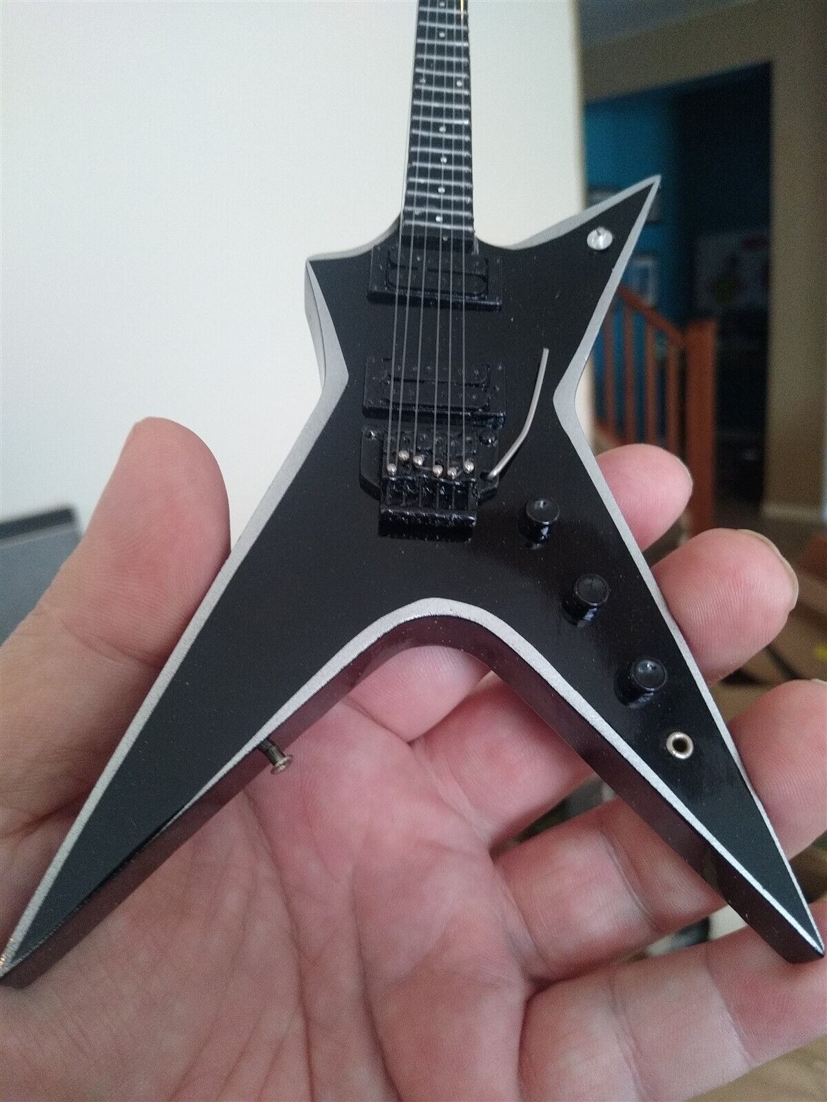 Dimebag Darrell - Stealth Duo 1:4 Replica Guitar ~ New- show original ...