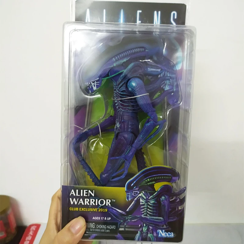 Aliens vs Predator Figure Series Queen Face Hugger Mantis Gorilla Alien ...