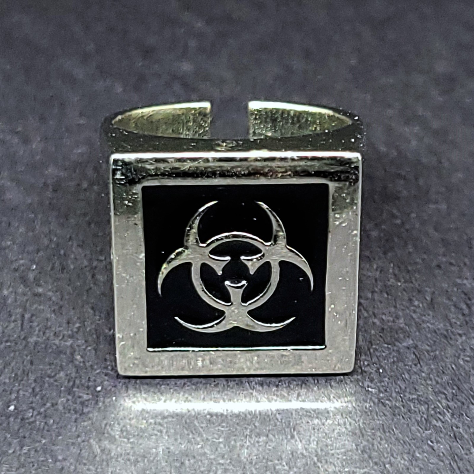 BIOHAZARD 3 Symbol Metal Ring (SILVER) - 1999 HK Comic Capcom Resident ...