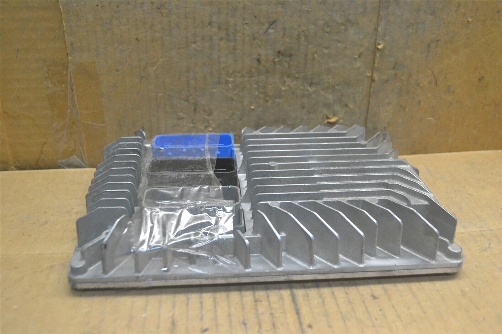 2017-2020 Chevrolet Impala Engine Control Unit ECU 12667002 Module 671 ...