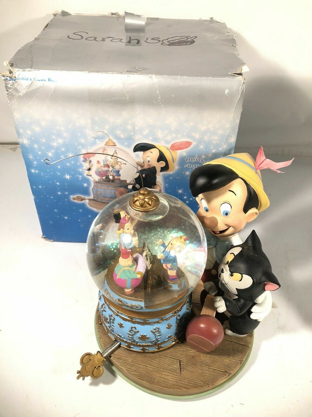 Raro Disney Pinocchio Y Figaro Magia Musical Animados Bola de Nieve ...