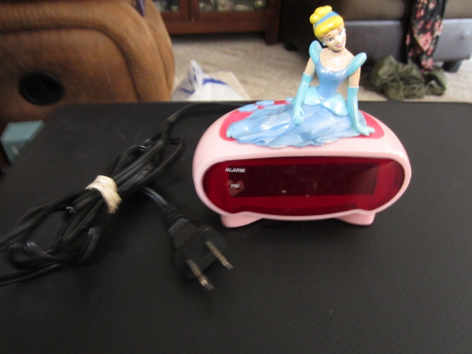 Cinderella Digital Alarm Clock Disney Princess Pink Model DC94530 ...