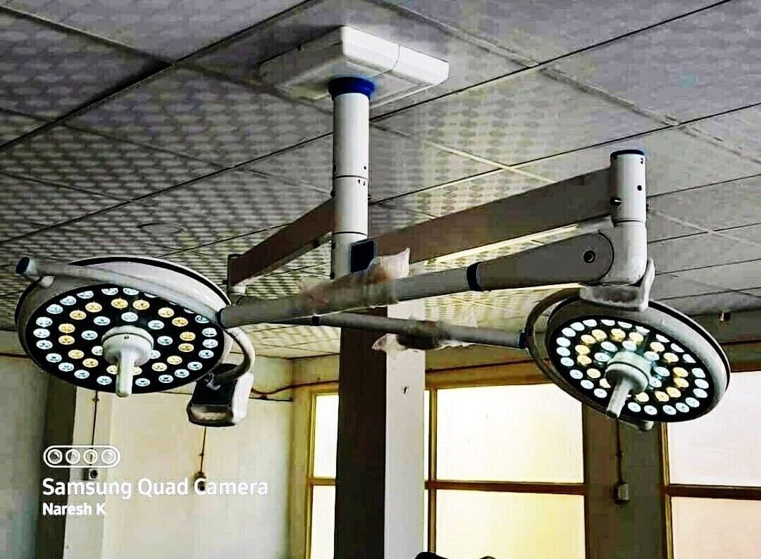 Double Head Latest LED Surgical Light Operating Room Examination LED OT ...